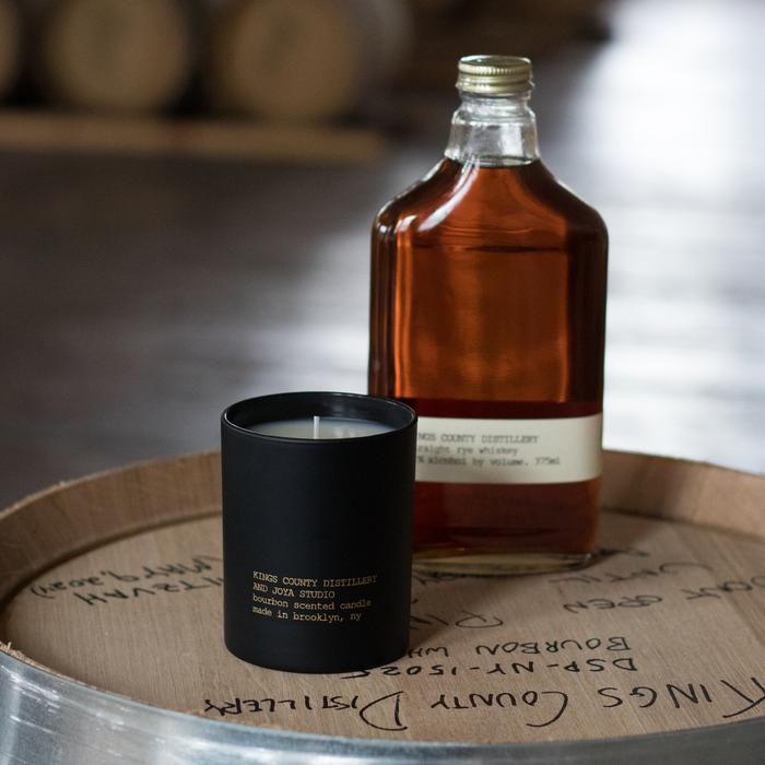 Whiskey-Scented Candle – Kings County Distillery